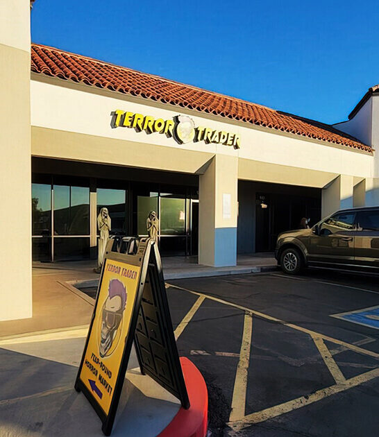 horror themed store arizona ftr