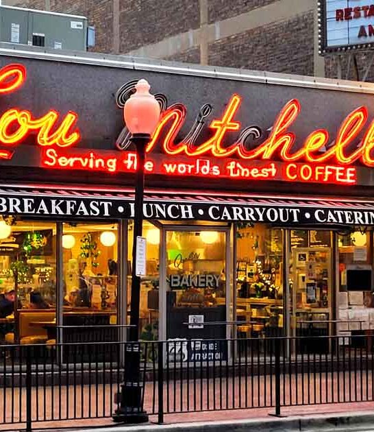 iconic restaurant breakfast illinois ftr