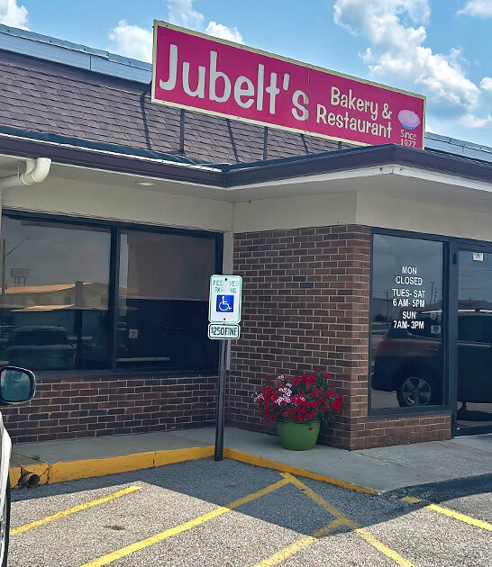 illinois delicious cinnamon rolls ftr