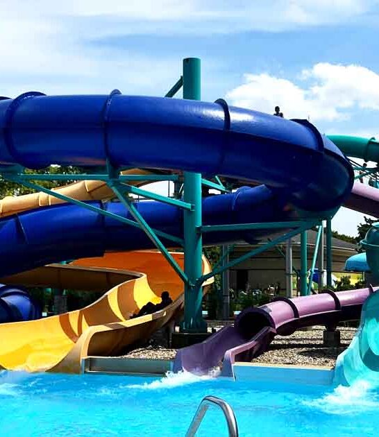 illinois waterpark tropical themed ftr