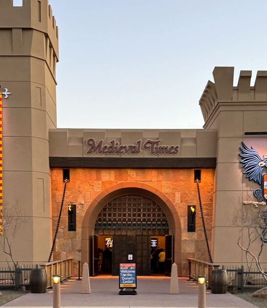 medieval themed restaurant arizona ftr