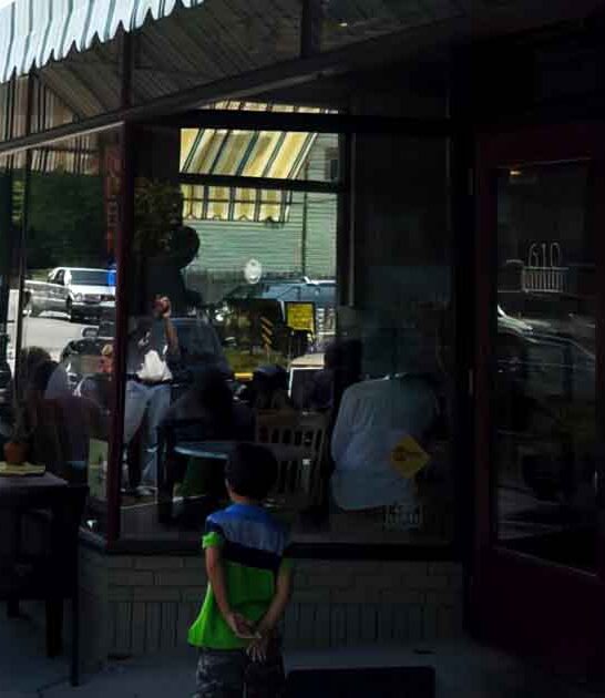 michigan cafe cinnamon rolls ftr