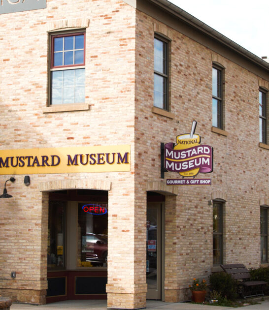 weird unusual museums wisconsin ftr