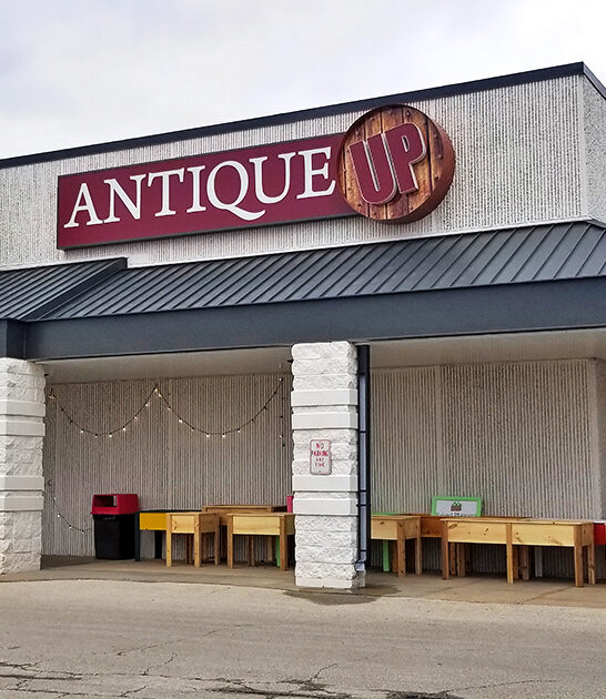 wisconsin giant antique store ftr