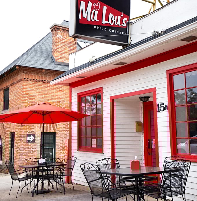 Welcome to chicken paradise! Ma Lou's charming exterior is like a beacon of deliciousness, calling all fried chicken aficionados home.