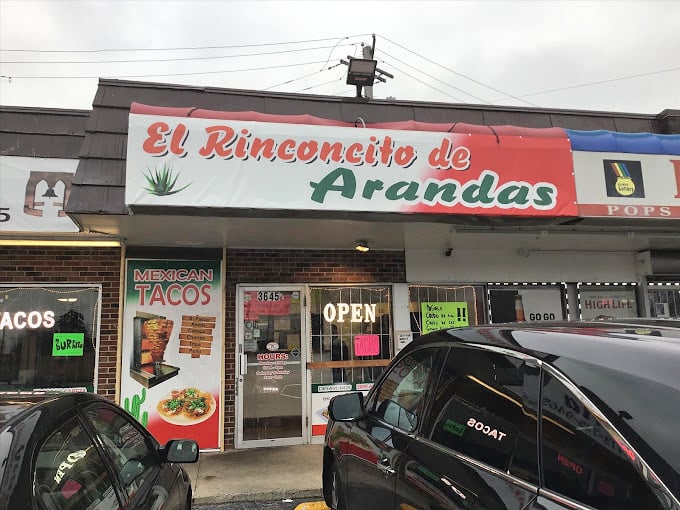 Welcome to flavor town! El Rinconcito de Arandas may look unassuming, but inside, culinary magic awaits. Prepare your taste buds for a fiesta!
