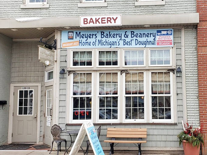 The unassuming storefront of Meyers' Bakery & Beanery proudly declares itself "Home of Michigan's Best Doughnut" – a bold claim that somehow feels like an understatement.