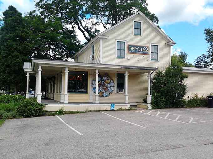 The charming exterior of Depot 62 welcomes visitors with classic Vermont architecture hiding Turkish culinary treasures inside.
