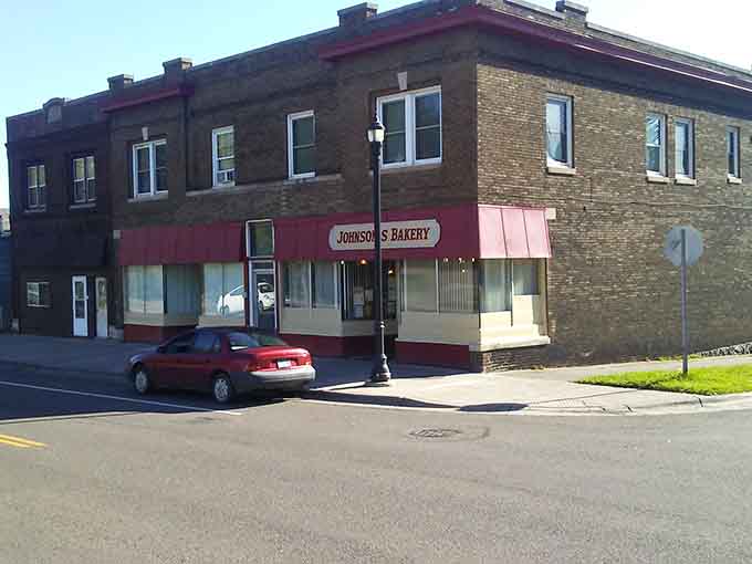 The unassuming brick exterior of Johnson's Bakery hides a treasure trove of carbohydrate happiness waiting inside.