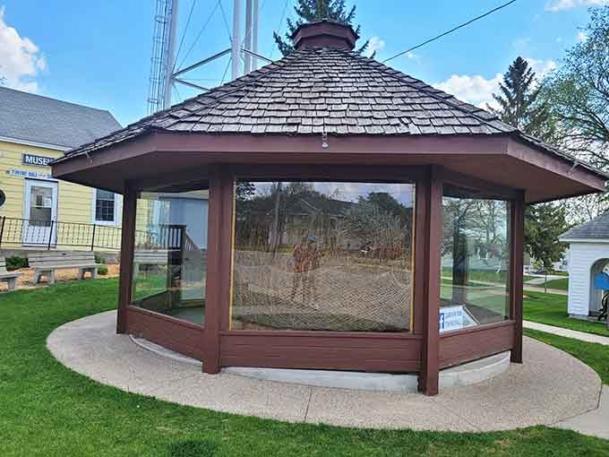 Standing proud in its protective gazebo, this massive sphere of dedication welcomes visitors to Darwin's most famous resident.