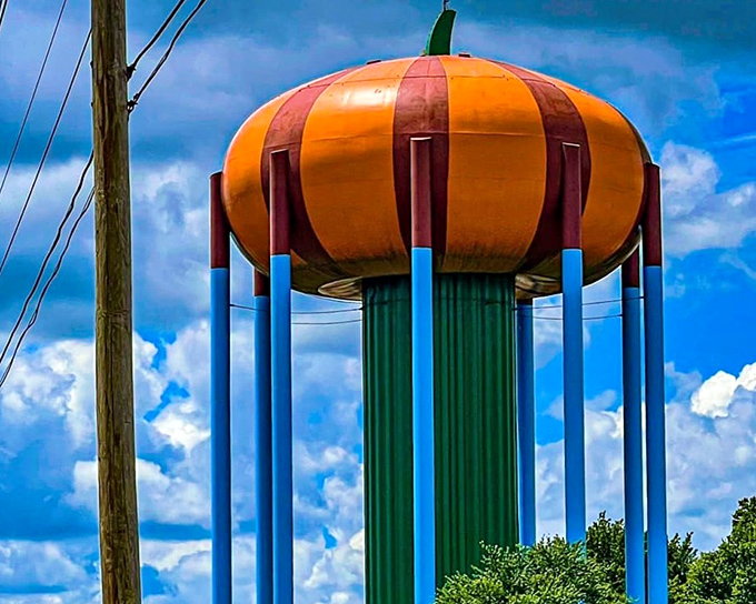 A closer look at Circleville&rsquo;s pumpkin water tower reveals its playful details, making this quirky roadside landmark stand out even more.