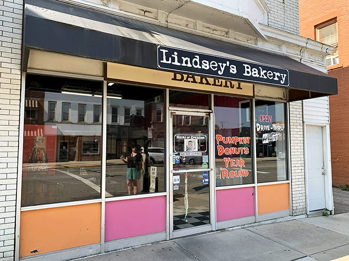 That cheerful storefront with its pink and orange panels practically begs you to come inside and see what all the fuss is about.