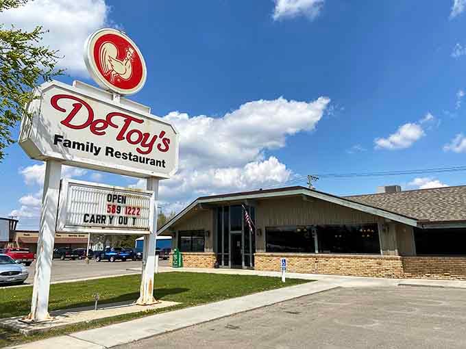 That classic roadside sign and modest exterior hide a breakfast paradise that's been fueling Morris residents for years with serious comfort food.