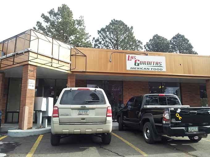 That tan exterior might not win architecture awards, but inside those walls, magic happens daily in the form of authentic Mexican cooking.