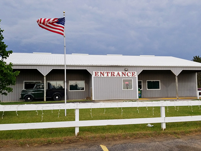 That's not a typo on the GPS&mdash;your dinner destination really is inside a barn, complete with white picket fence and American flag.