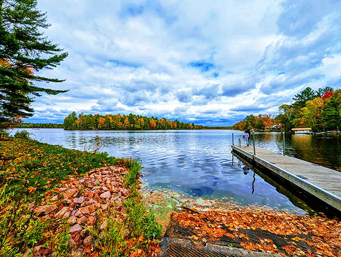Council Grounds State Park in autumn glory &ndash; nature showing off with a color palette that makes professional photographers weep with joy.