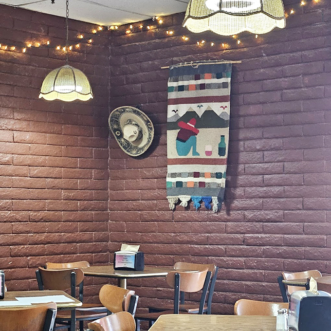Where Southwestern charm meets cozy diner vibes. The decor at Casa Palomino is like a warm hug from your favorite aunt&mdash;comforting, familiar, and always welcoming. 