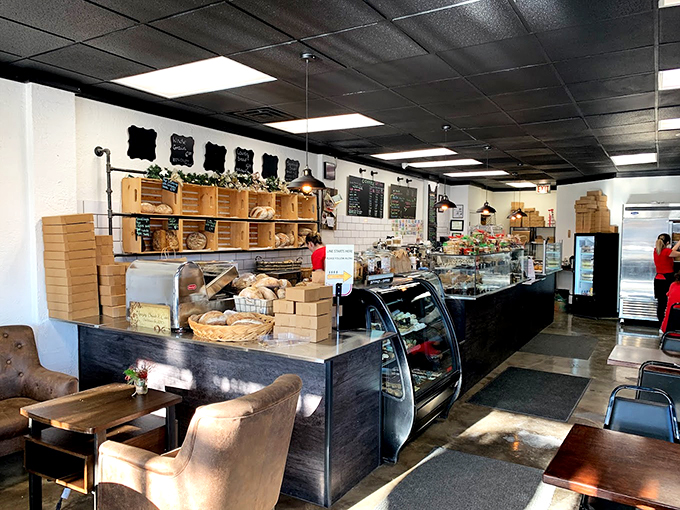 A quiet moment in the caf&eacute;, ready to welcome new stories, new faces, and plenty of good eats.