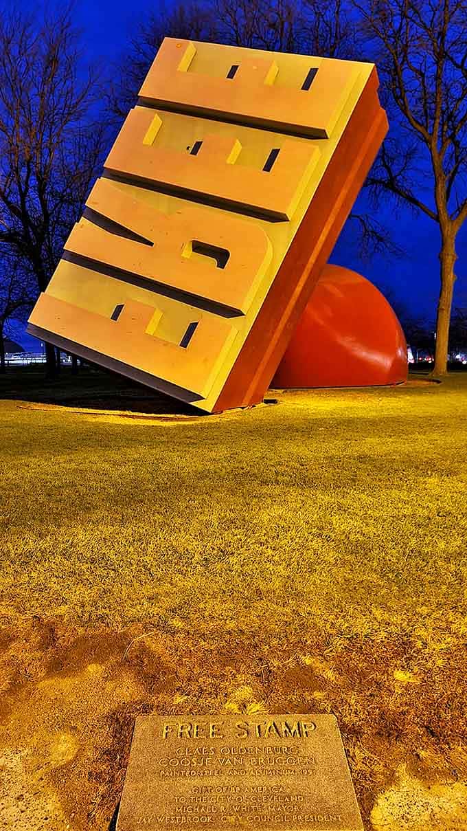 The Free Stamp's front view reveals its perfect proportions &ndash; like someone took a normal rubber stamp and hit the "enlarge" button about 100 times.