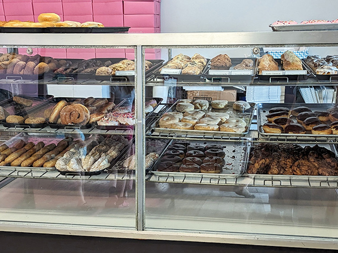 Donut wedding display that says "till death do us part" might come sooner if we keep eating like this!