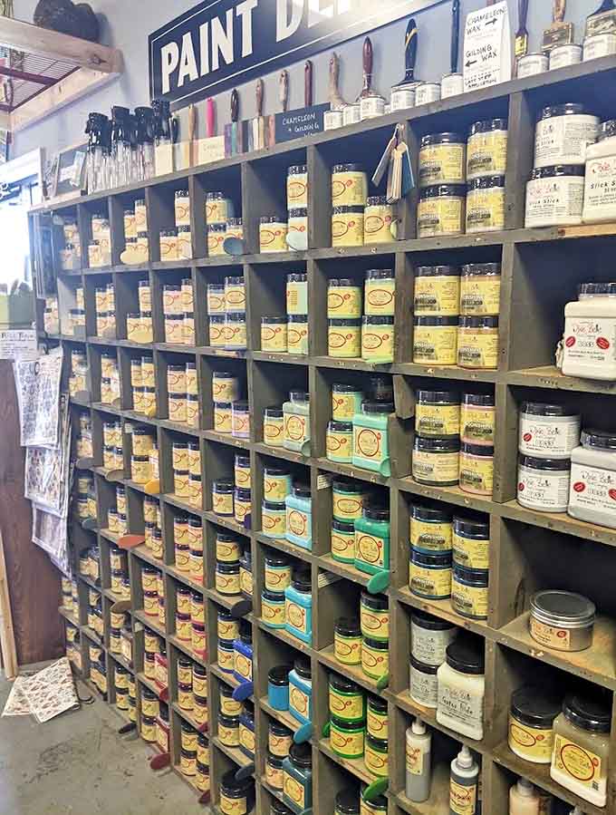 DIY dreams come alive in this meticulously organized section &ndash; promising transformation for flea market finds and creative projects.