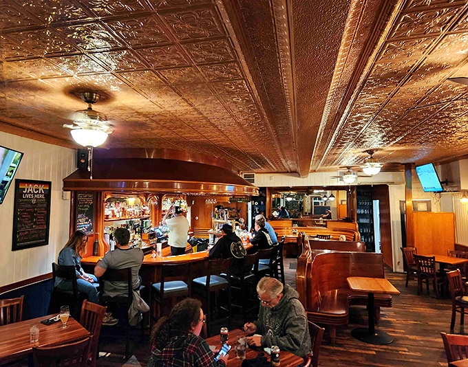 The heart of any great pub is its patrons &ndash; locals and visitors alike gathering at Finback's bar, where strangers become friends over shared plates and pints.