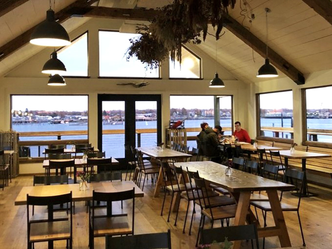 Minimalist design maximizes what matters most: those jaw-dropping harbor views framed by simple, elegant architecture.