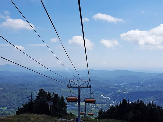 Scenic chairlifts complement the coaster experience, offering alternative ways to appreciate Vermont's spectacular mountain vistas.