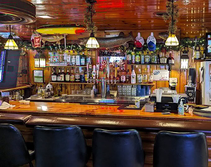 The heart of Honey Bear hospitality &ndash; a bar that invites lingering conversations and "just one more" of everything.