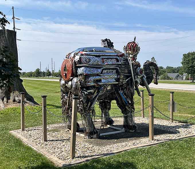 The rear view reveals even more intricate details, because apparently every angle of this elephant deserves equal attention and craftsmanship.