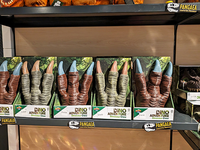 "Hands-on" takes on new meaning with these popular dinosaur claws. Transform little fingers into fearsome appendages for playful roars and gentle tickles.