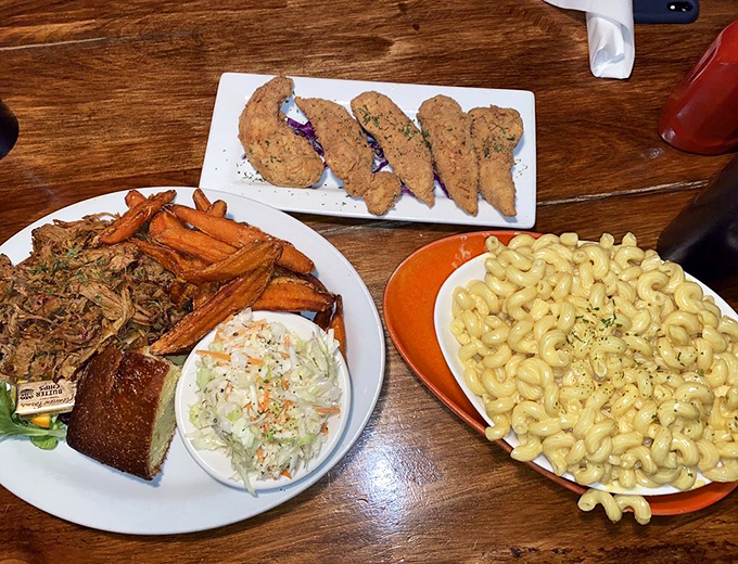 A feast fit for a king: pulled pork, creamy mac and cheese, and crispy tenders that'll make you forget your manners.
