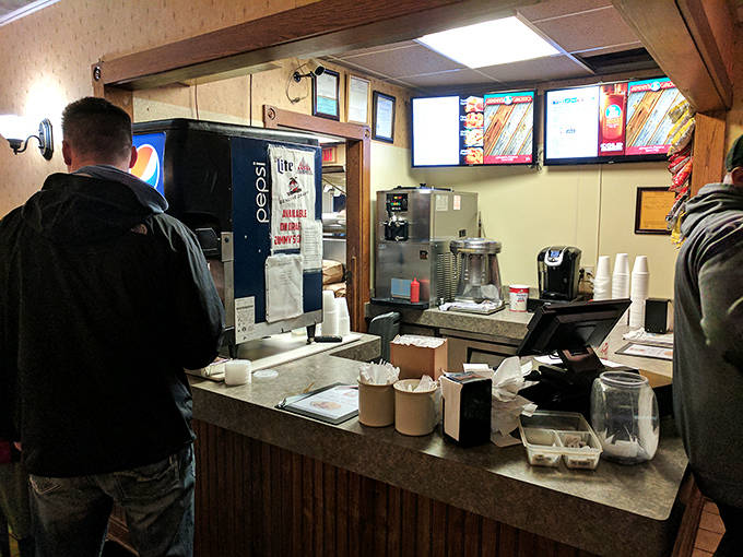 Where the magic begins, this humble counter has taken millions of orders from generations of Ponza Rotta enthusiasts.