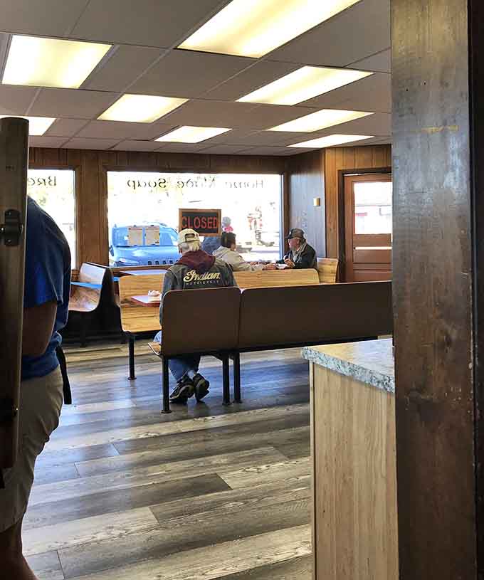 Booths worn smooth by years of happy diners: where locals and visitors alike gather for the best breakfast on the North Shore.