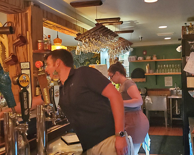 Behind every great restaurant is a team that makes the magic happen – crafting drinks with precision and care.