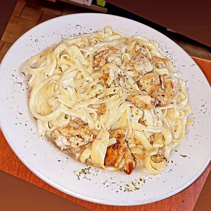 Silky, creamy, and utterly irresistible. This fettuccine alfredo is so good, you'll want to twirl your fork in it forever. 