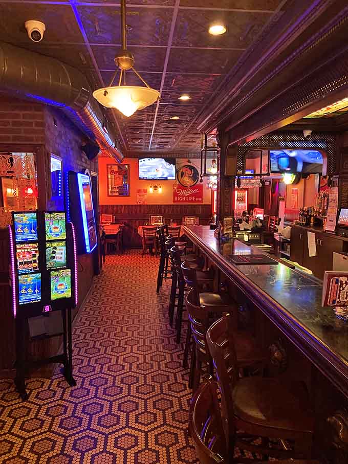 The bar area invites you to settle in with a cold one while contemplating which smoked meat to order next, decisions decisions.