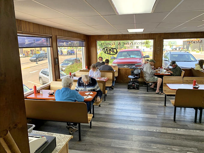 The dining room fills with locals and tourists alike, all united in their appreciation for honest food served in comfortable, unpretentious surroundings.