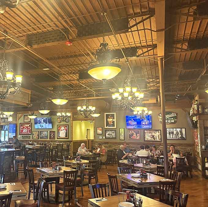 Guests: Where conversations pause mid-sentence when food arrives &ndash; the universal signal that something extraordinary is about to happen.