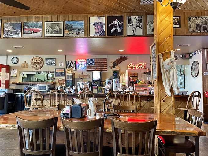 Wooden ceiling beams and classic diner tables create an atmosphere where time slows down just enough to savor both your meal and the moment.