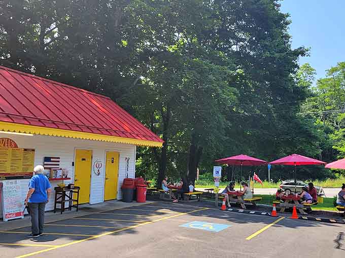 Happy diners at Hazel's proving that the best restaurants don't need walls, just great food and fresh air.
