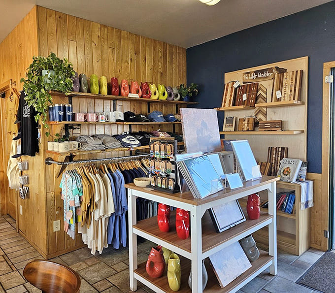 Local merchandise and gifts offer the perfect way to take a piece of this North Shore experience home with you, minus the calories.