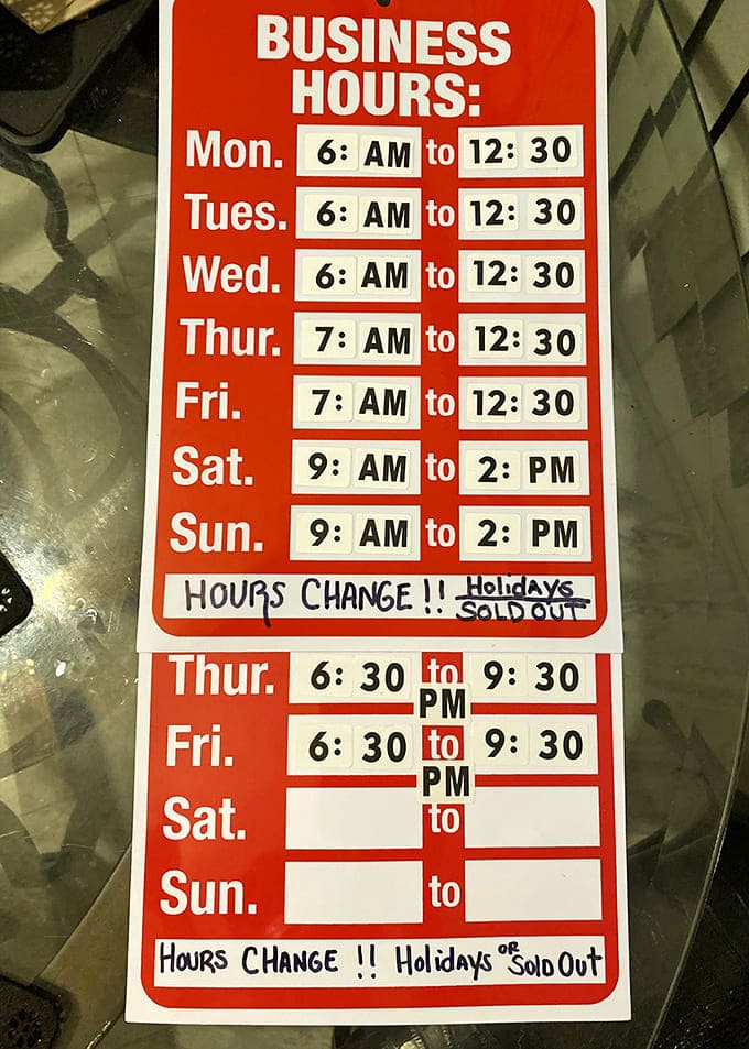 These hours prove that Waffle-O-Waffle understands that waffle cravings don't follow a strict schedule and neither should they.