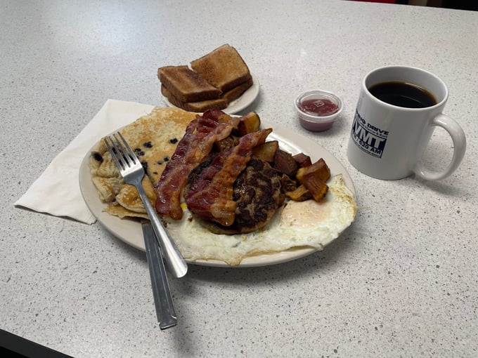 A classic Vermont breakfast that doesn't need filters or hashtags&mdash;just appreciation for perfectly cooked bacon and eggs that mean business.