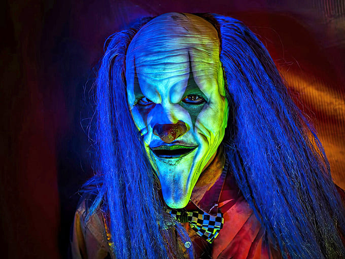 This nightmare-inducing clown with its glowing features and maniacal grin will haunt your dreams long after you've gone home.