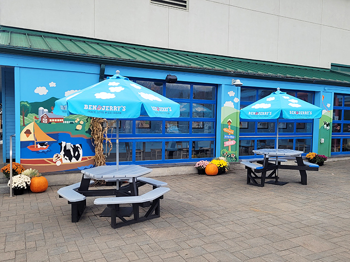 Cheerful outdoor seating invites visitors to enjoy their scoops with a side of Vermont's fresh air and scenic mountain views.