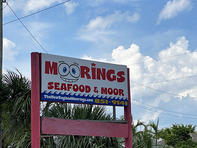 The roadside sign beckons with its playful logo &ndash; those googly eyes know exactly what deliciousness awaits inside.