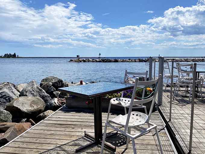 Outdoor deck seating puts you practically on top of Lake Superior, where sailboats drift by and seagulls provide the soundtrack to your meal absolutely free.