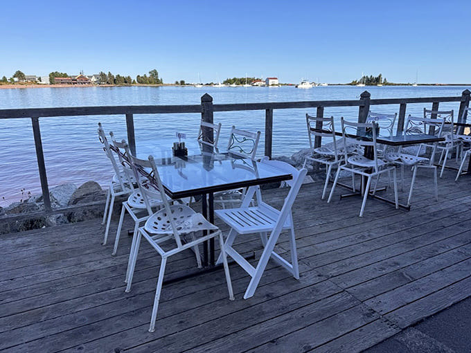Waterfront seating where your biggest decision is whether to watch the boats or focus on eating.