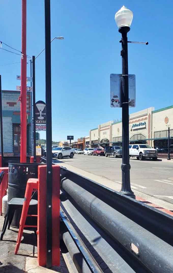 Historic downtown Williams stretches out before you, a perfect slice of Route 66 Americana waiting to be explored and enjoyed.